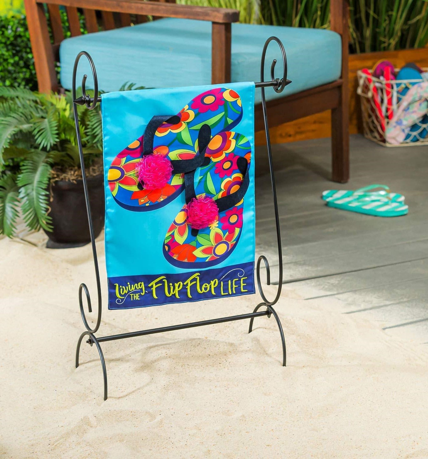 Summer Flags – Kitty Hawk Kites